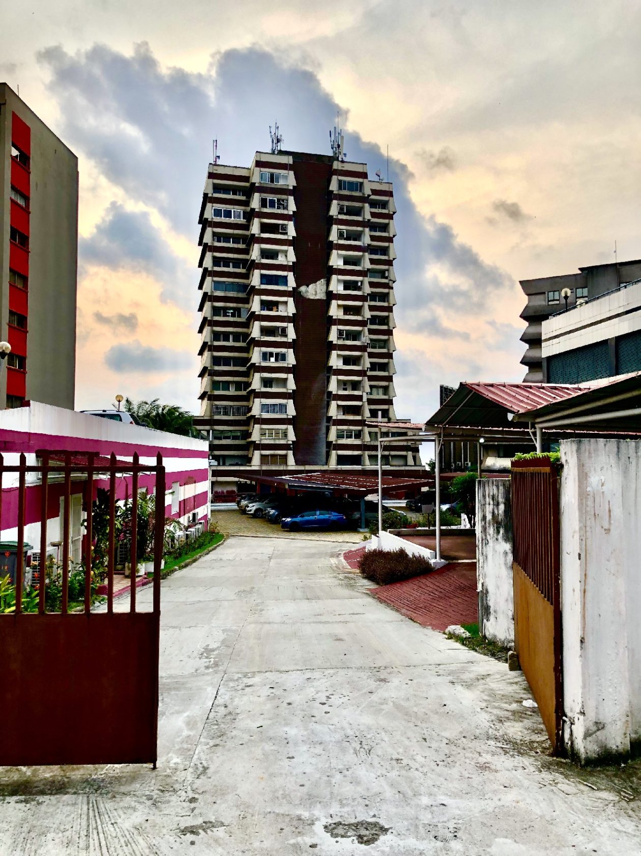 In the Zone: Gabon - Ramblin' Randy